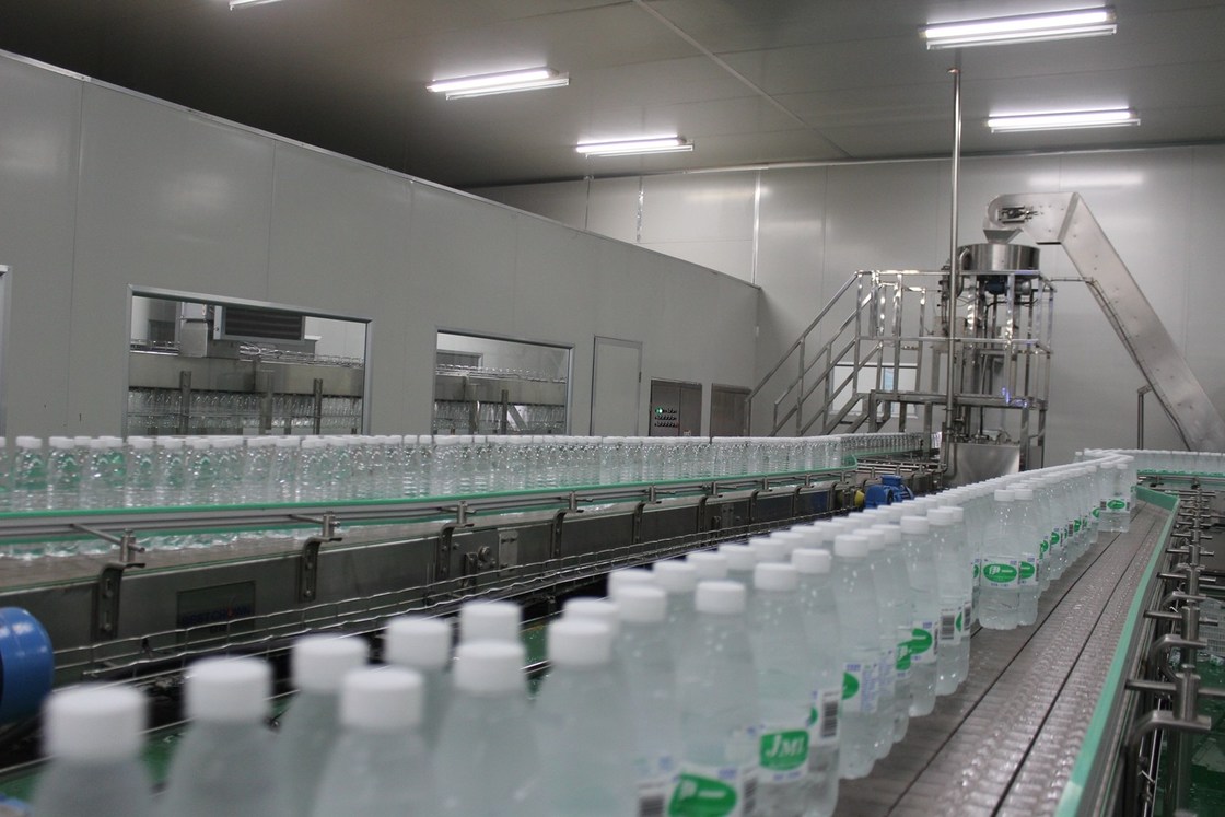 SS316 Pressure Type HMI Rinsing Filling Capping Machine